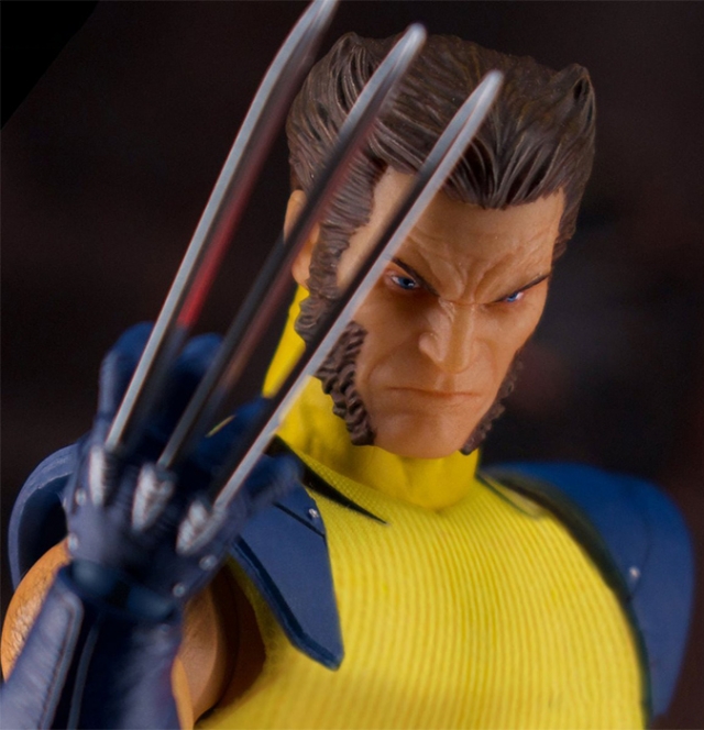 Wolverine Deluxe Steel Box Edition One:12 Collective | Marvel | Mezco Toyz