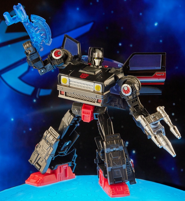 Burn Out | Transformers Legacy Figure by Hasbro | Toygeek