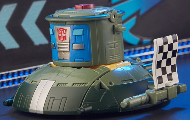 Autobot Cosmos Deluxe Class | Transformers Legacy Velocitron Speedia ...