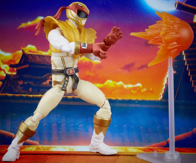 Crimson Hawk Ryu 6-inch Scale Lightning Collection | Power Rangers x ...