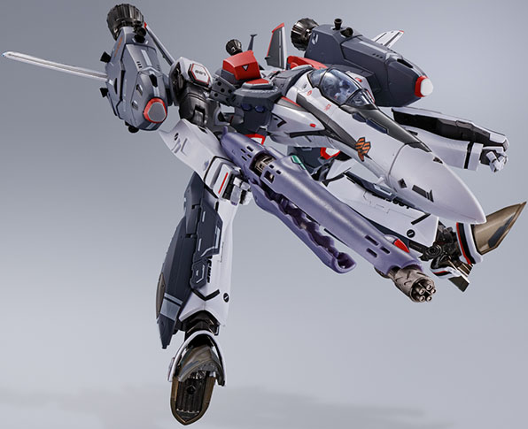 VF-25F Messiah Valkyrie Alto Saotome Machine Revival Version DX ...