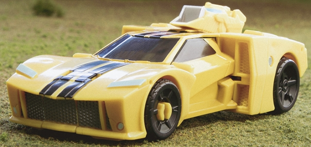 Bumblebee | EarthSpark Transformers Figure | Toygeek
