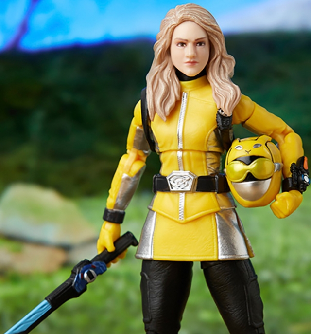 Yellow Ranger 6-inch Scale Lightning Collection | Power Rangers Beast Morphers | Hasbro