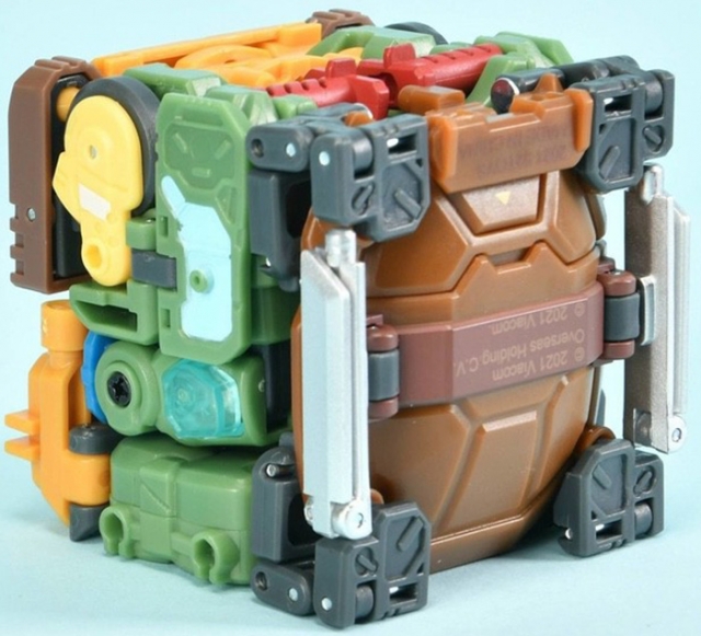 MB-21 Leonardo | Teenage Mutant Ninja Turtles | 52 Toys MegaBOX