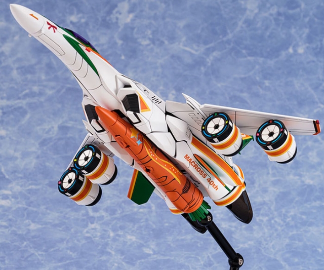 VF-25F Messiah Ranka Lee Model Kit Macross V.F.G. | Macross Frontier ...