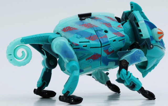 BB-47 Phantomaster | 52 Toys BeastBOX | TFSource