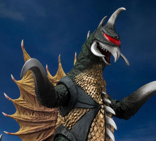 Gigan S.H.MonsterArts | Bandai Tamashii Nations | Godzilla Vs Gigan