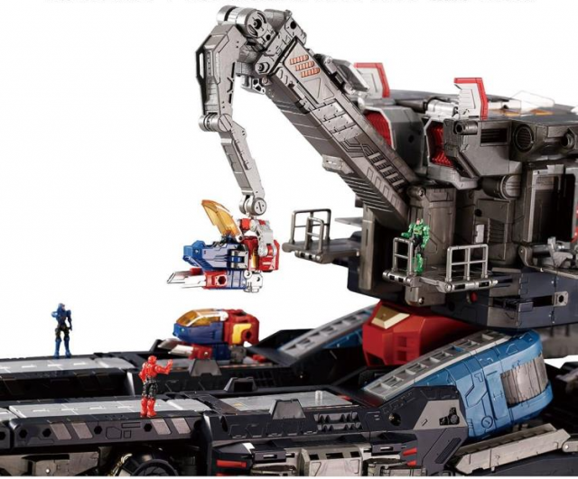DA-97 Grand Dion and Dia-Guardian Expansion Set | Diaclone Reboot