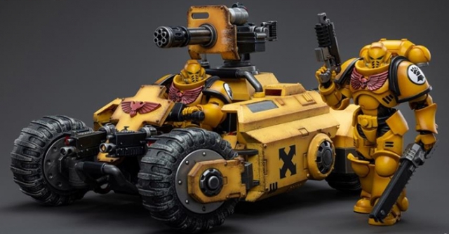 Imperial Fists Primaris Invader ATV | JoyToy Warhammer 40K Figure | Toygeek
