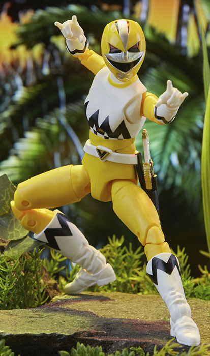 Yellow Ranger 6-inch Scale Lightning Collection | Power Rangers Lost ...