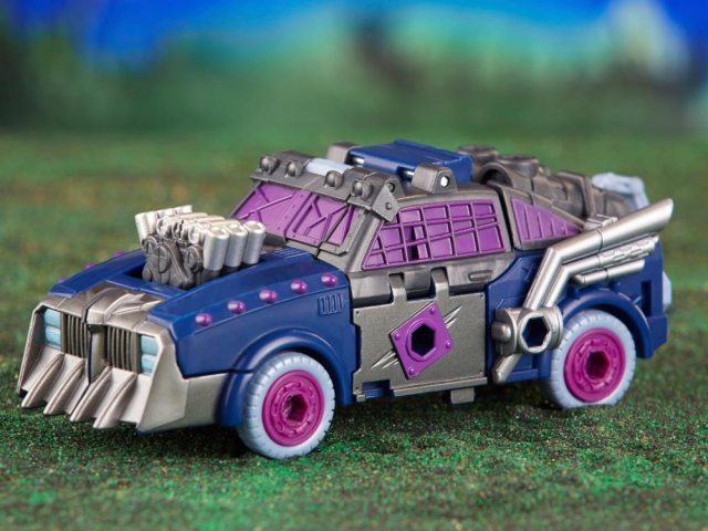 Axlegrease | Transformers Legacy Figure by Hasbro | Toygeek