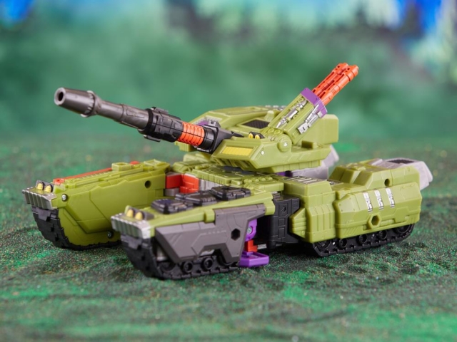 Armada Universe Megatron Leader Class | Transformers: Legacy Evolution