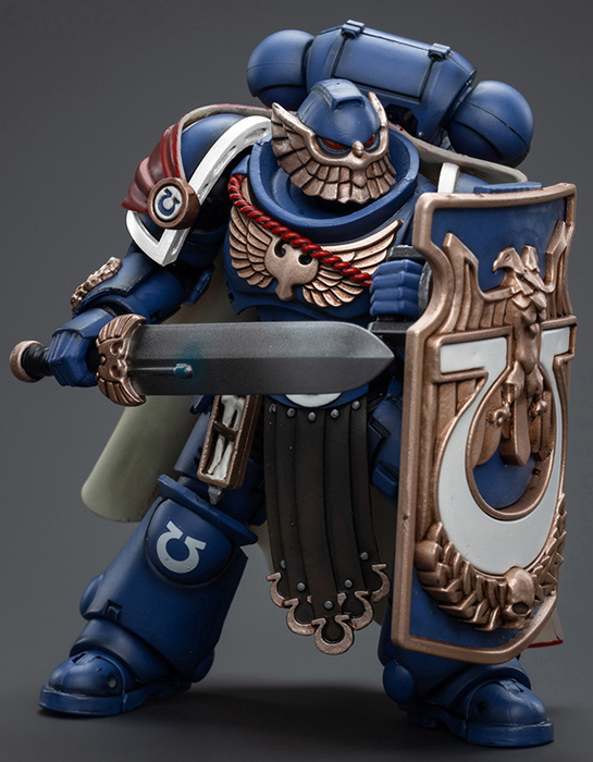 Ultramarines Victrix Guard | JoyToy Warhammer 40K Figure | Toygeek