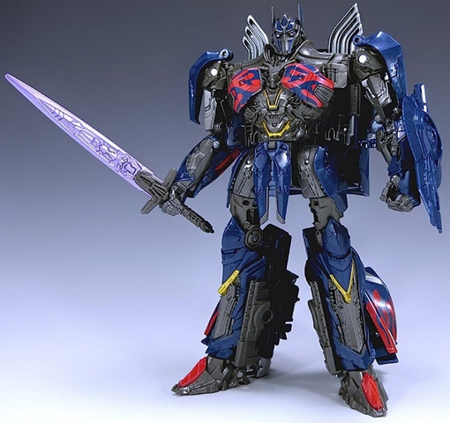 TLK-EX Dark Optimus Prime | The Last Knight Transformers Figure | Toygeek