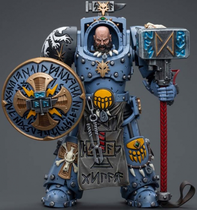 Space Wolves Arjac Rockfist | JoyToy Warhammer 40K Figure | Toygeek