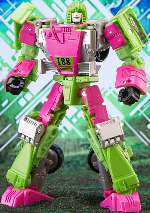 G2 Universe Autobot Mirage | Transformers Legacy Figure by Hasbro | Toygeek