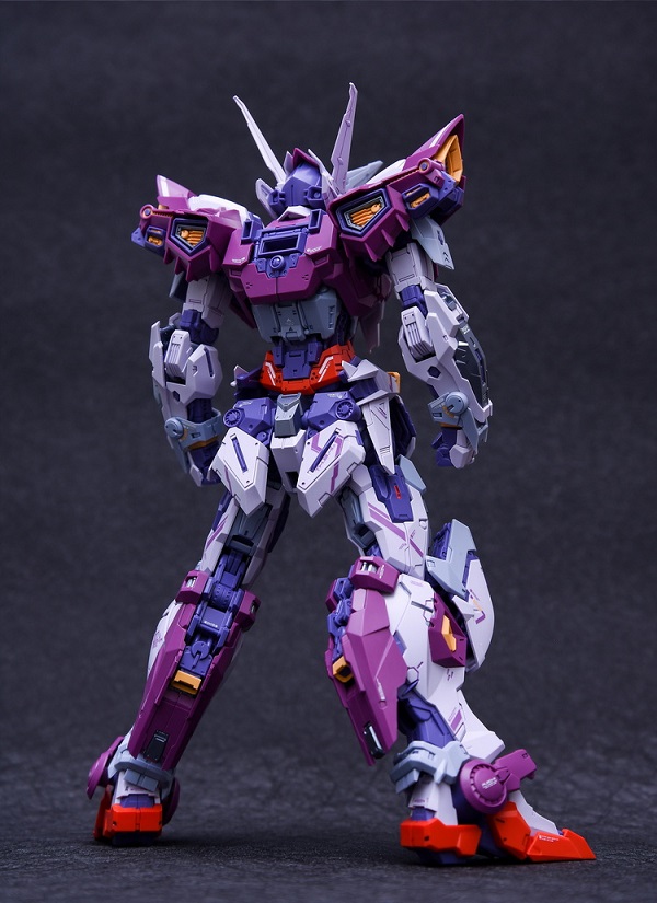 THB-02A Thunderbolt 1/100 Scale Model Kit | Infinite Nova | IN ERA+