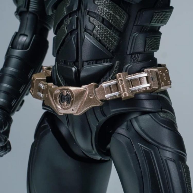 Batman and Bat-Signal Deluxe Model Kit 1/12 Scale | Batman: The Dark ...