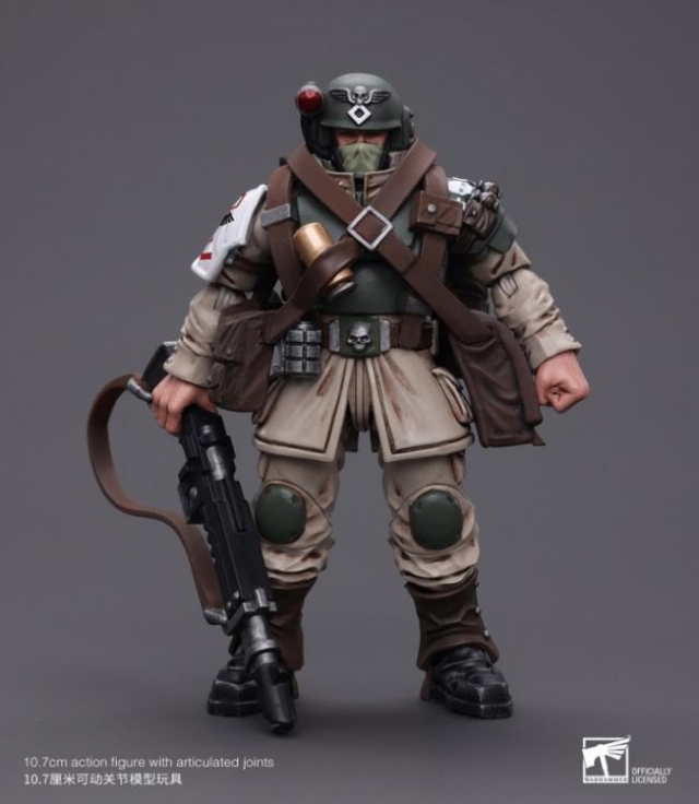 Astra Militarum Cadian Command Squad Veteran with Medi-Pack 1/18 Scale ...
