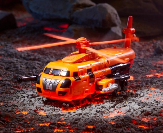 G1 Triple Changer Sandstorm | Transformers Legacy Figure by Hasbro ...