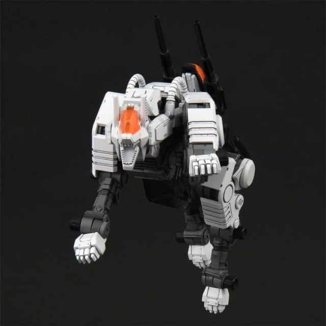 RMZ-003 Command Wolf | Zoids Model Kit by Takara Tomy Kotobukiya | Toygeek