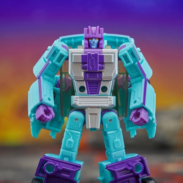 Breakdown G2 Deluxe Class | Transformers: Legacy United