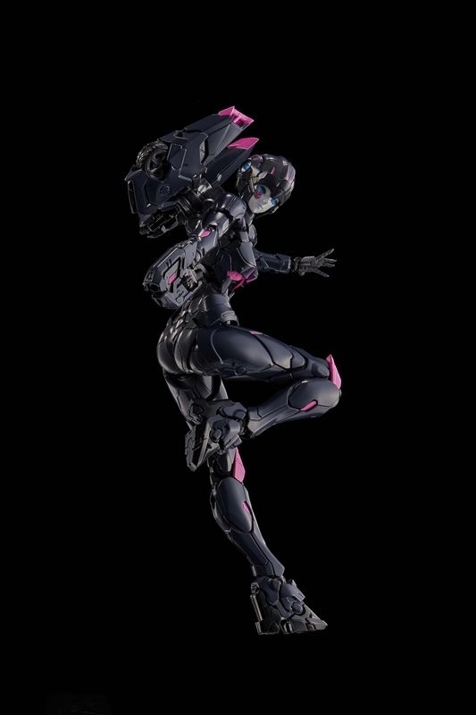 39 Black Arcee | Flame Toys Furai Model Transformers Kit | Toygeek