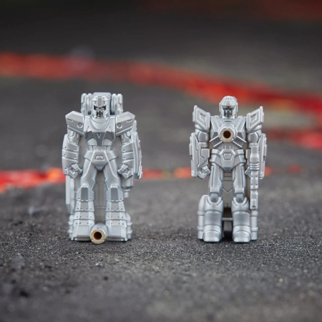 Mayhem Attack Squad Set of 2 Deluxe Class | Transformers: Legacy United ...