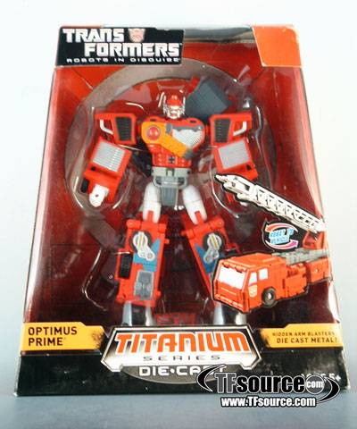 Optimus Prime Robots in Disguise 6-Inch | Transformers Titanium ...