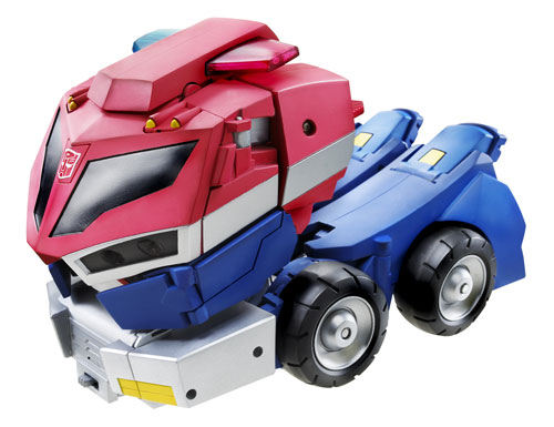 Roll out Command Optimus Prime | Transformers Animated Figure | Toygeek