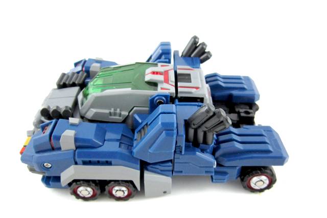 WB002 Steelcore | Fansproject Warbot | TFSource