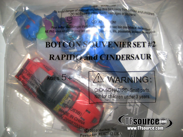 Cindersaur and Rapido Botcon Exclusive | Transformers Convention 2010 ...
