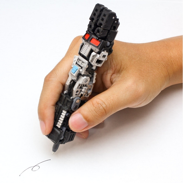 Optimus Prime Black Version Black Convoy Transforming Sentinel Pen ...