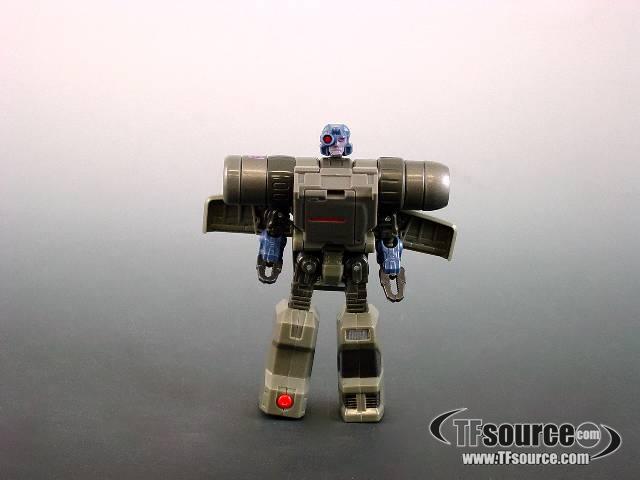 Zoom Out 25X | Transformers the Movie Real Gear Robots | Hasbro