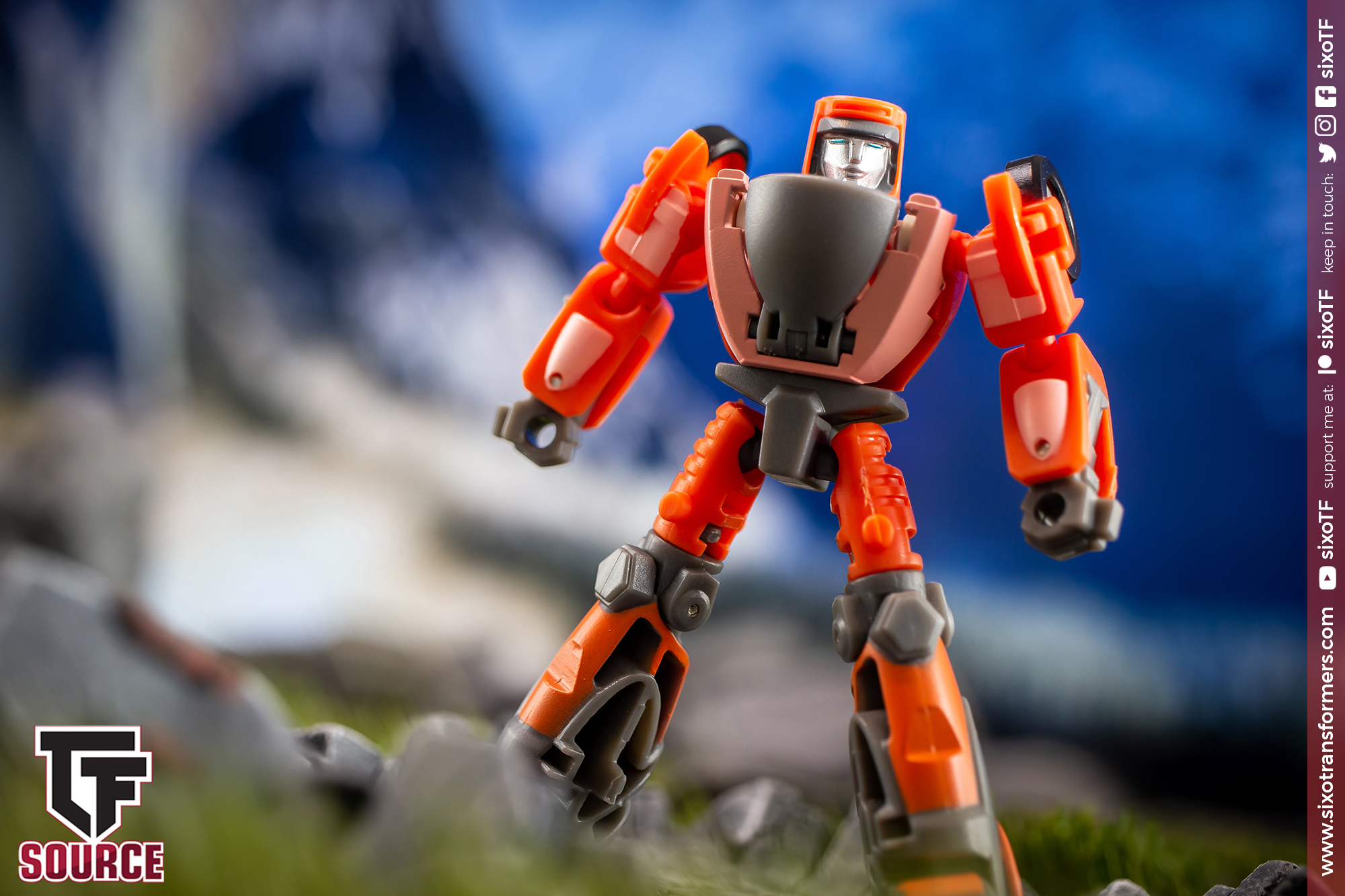 Gallery: DNA Design DK-24 upgrade kit for SS86 Grimlock