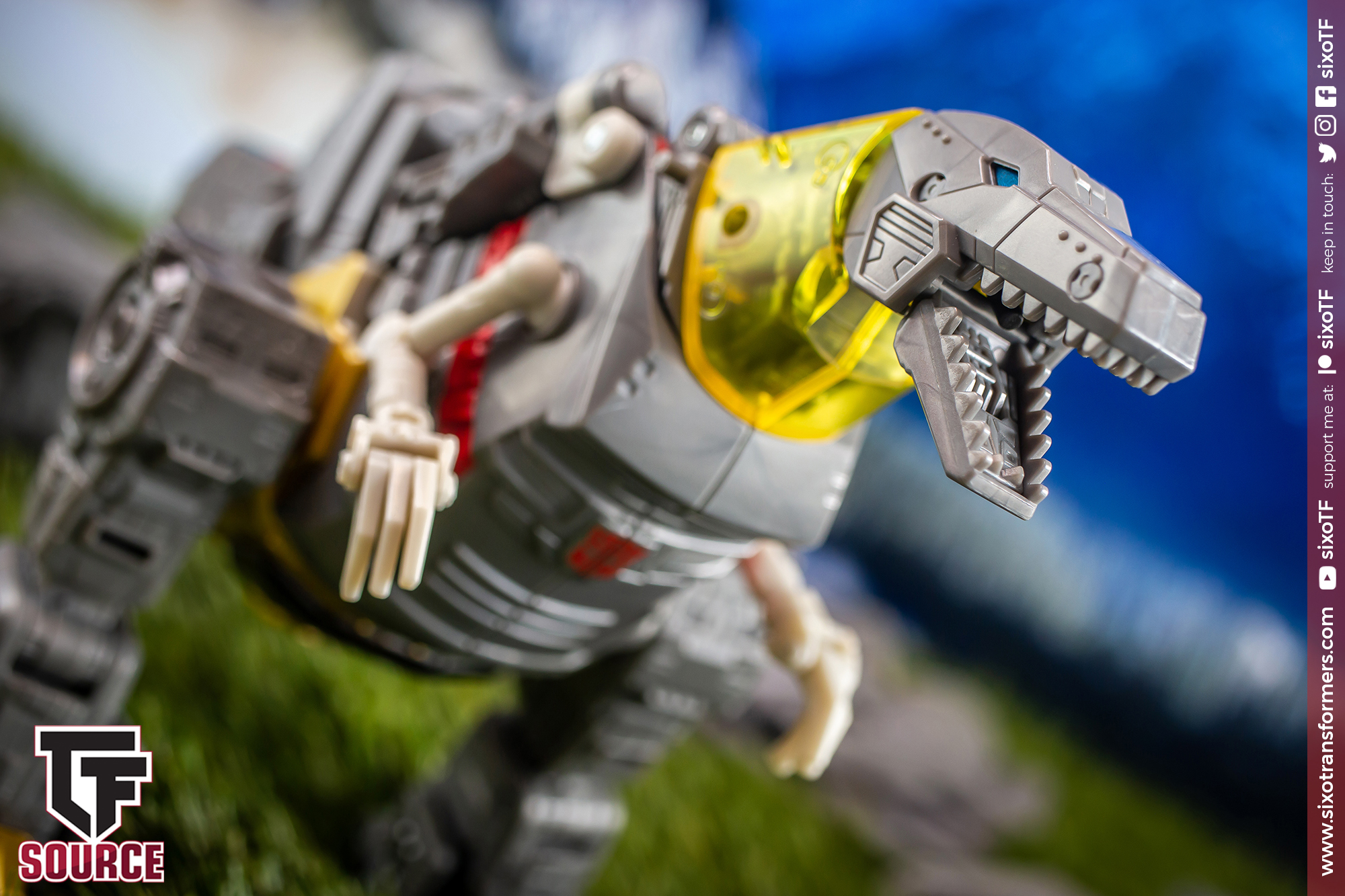 Gallery: DNA Design DK-24 upgrade kit for SS86 Grimlock
