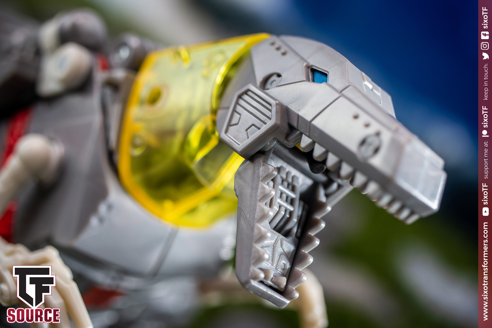 Gallery: DNA Design DK-24 upgrade kit for SS86 Grimlock