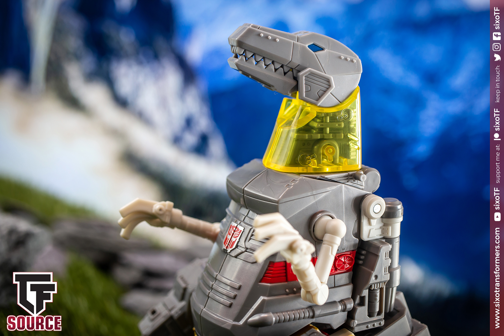 Gallery: DNA Design DK-24 upgrade kit for SS86 Grimlock