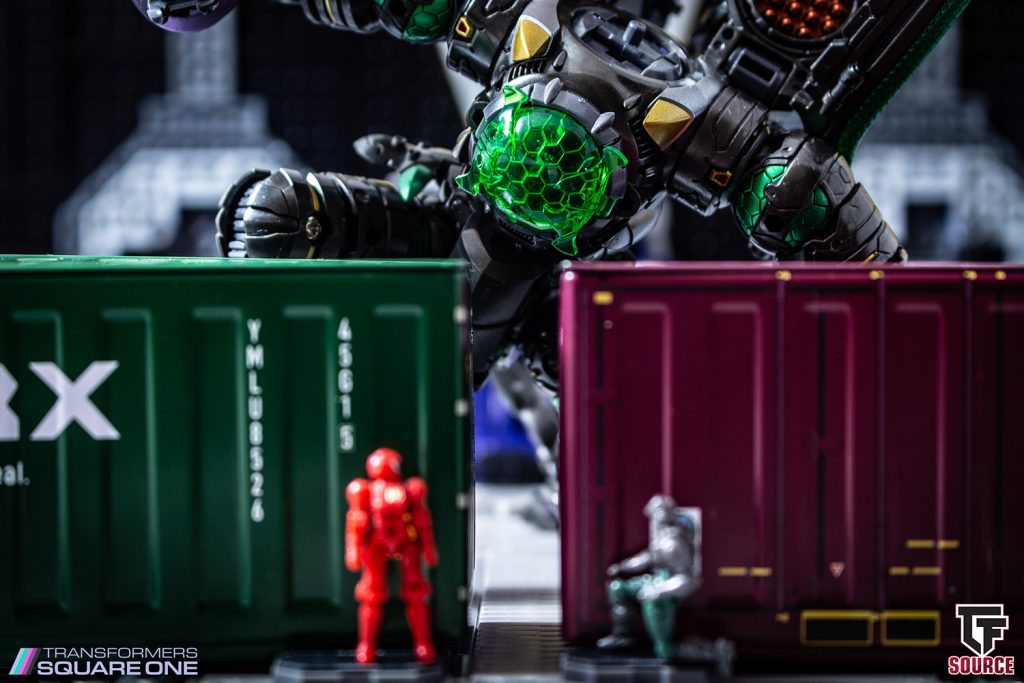 Gallery: Diaclone Warudalegion Ripper - Dark Cathode