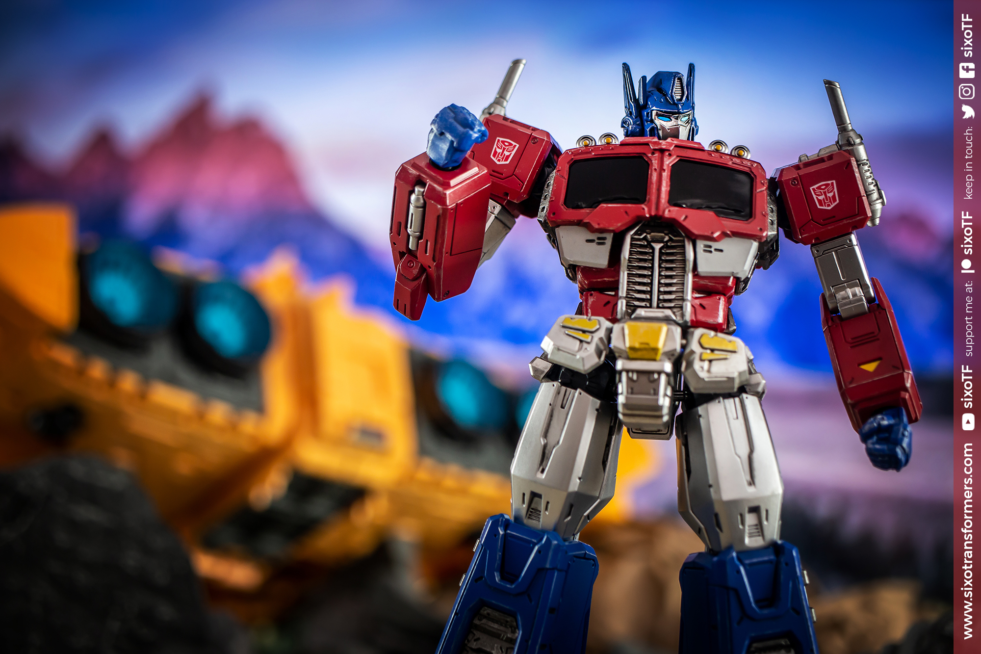 Gallery: threezero MDLX Optimus Prime