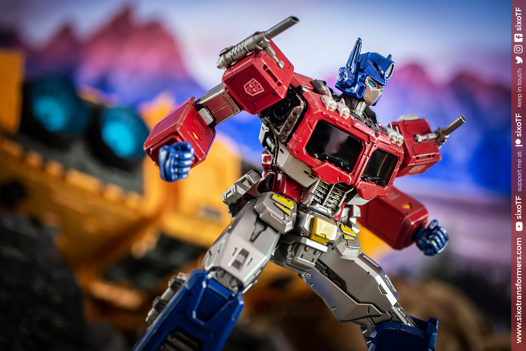 Gallery: threezero MDLX Optimus Prime