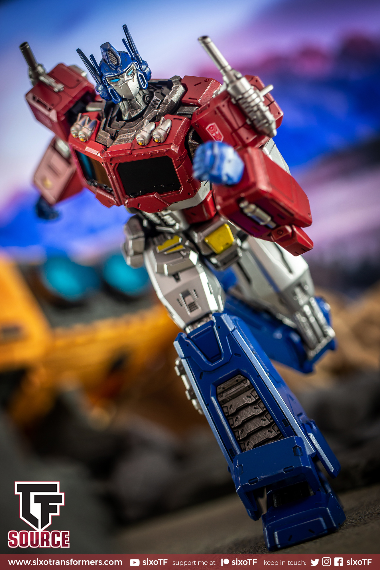 Gallery: threezero MDLX Optimus Prime