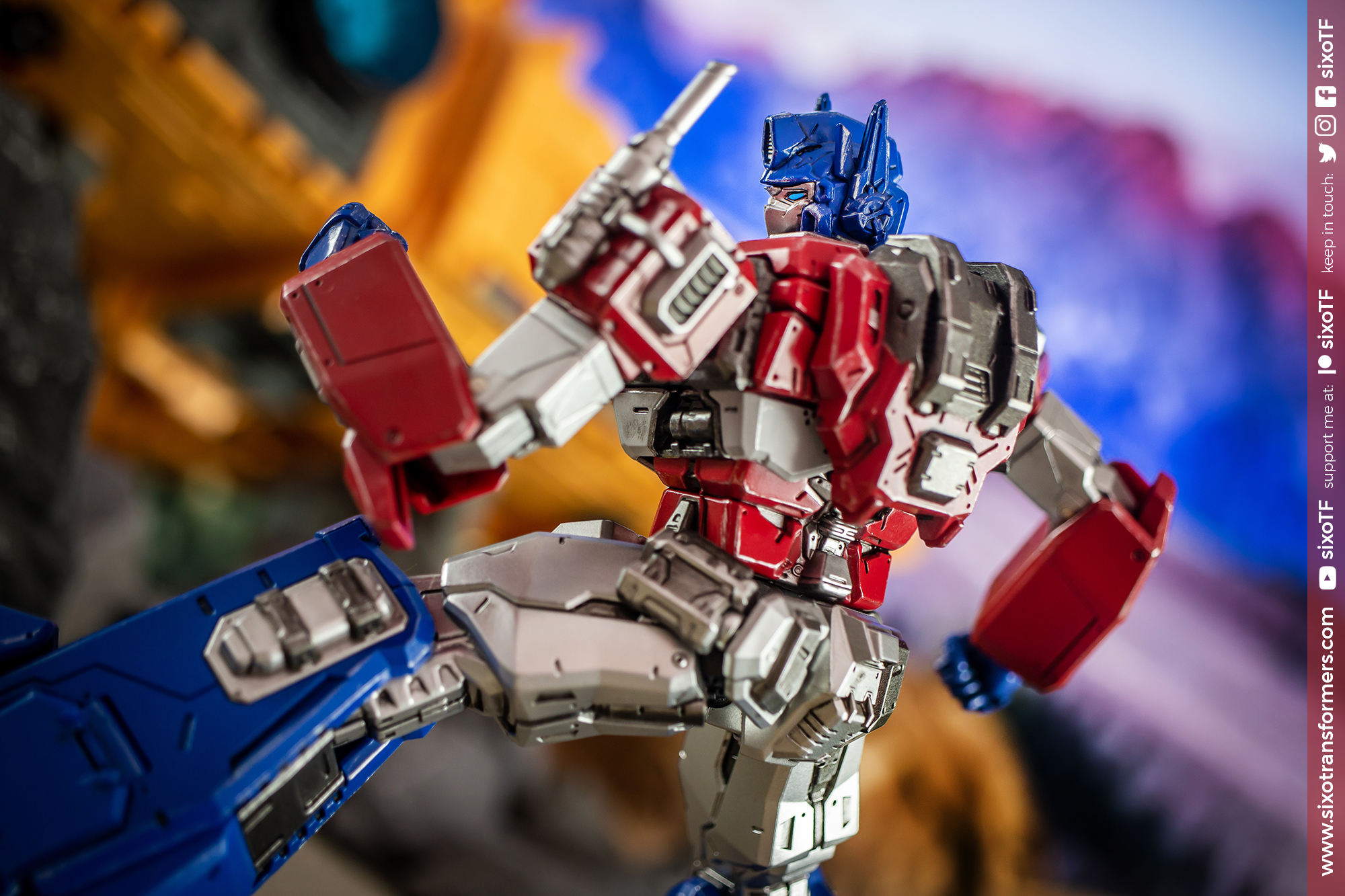 Gallery: threezero MDLX Optimus Prime