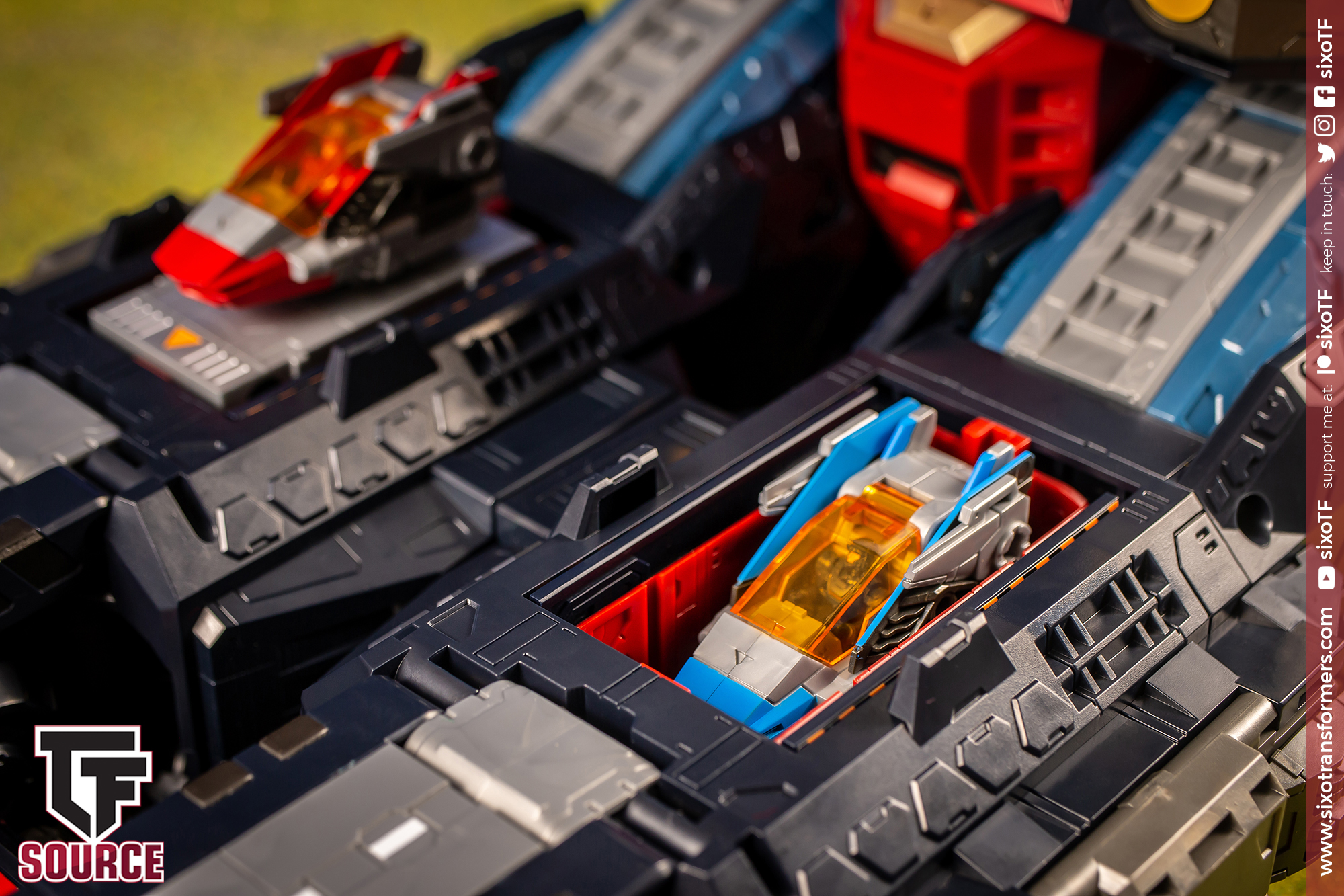 Gallery: Diaclone DA-95 Robot Base (Ground Dion)