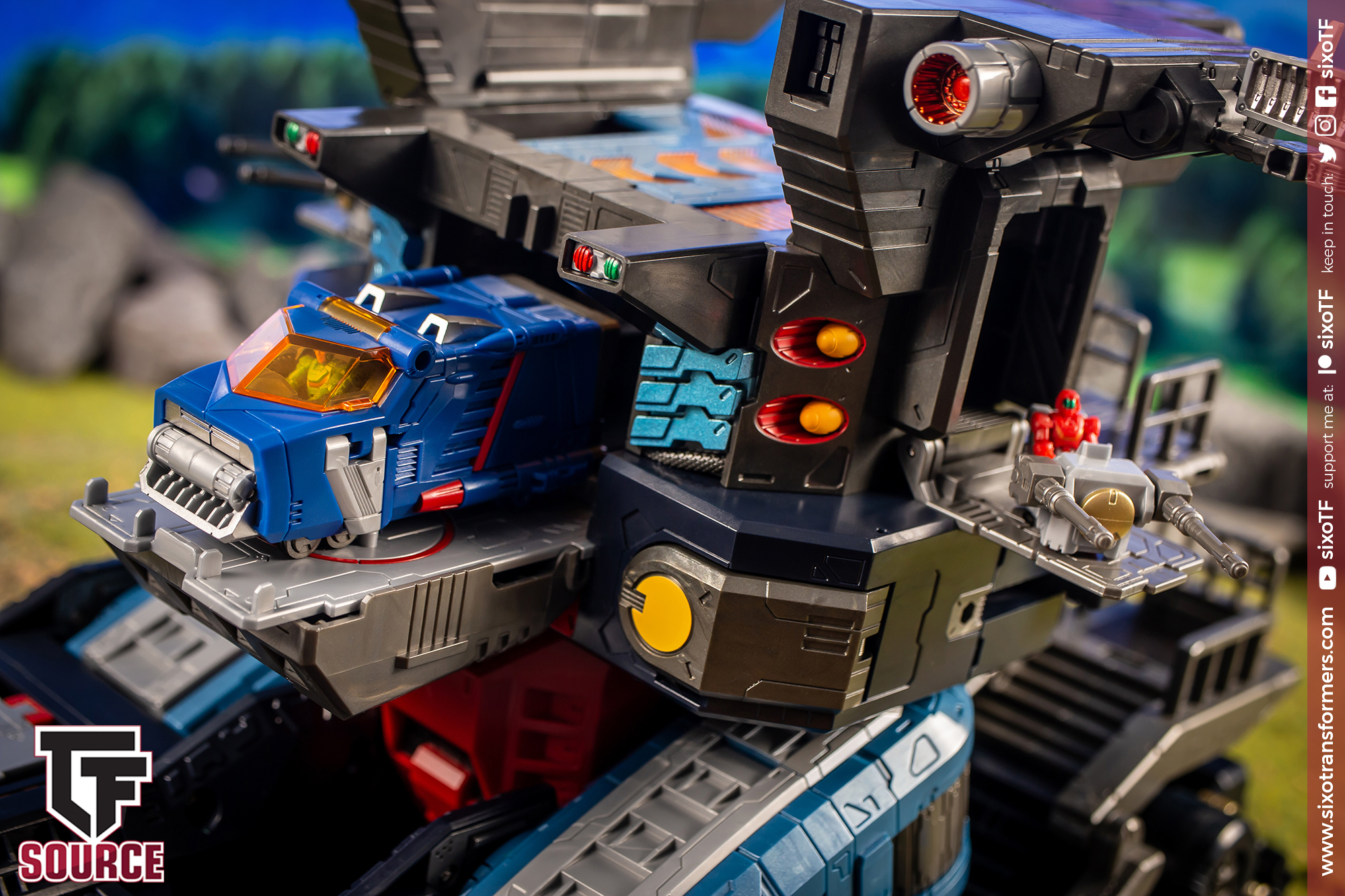 Gallery: Diaclone DA-95 Robot Base (Ground Dion)