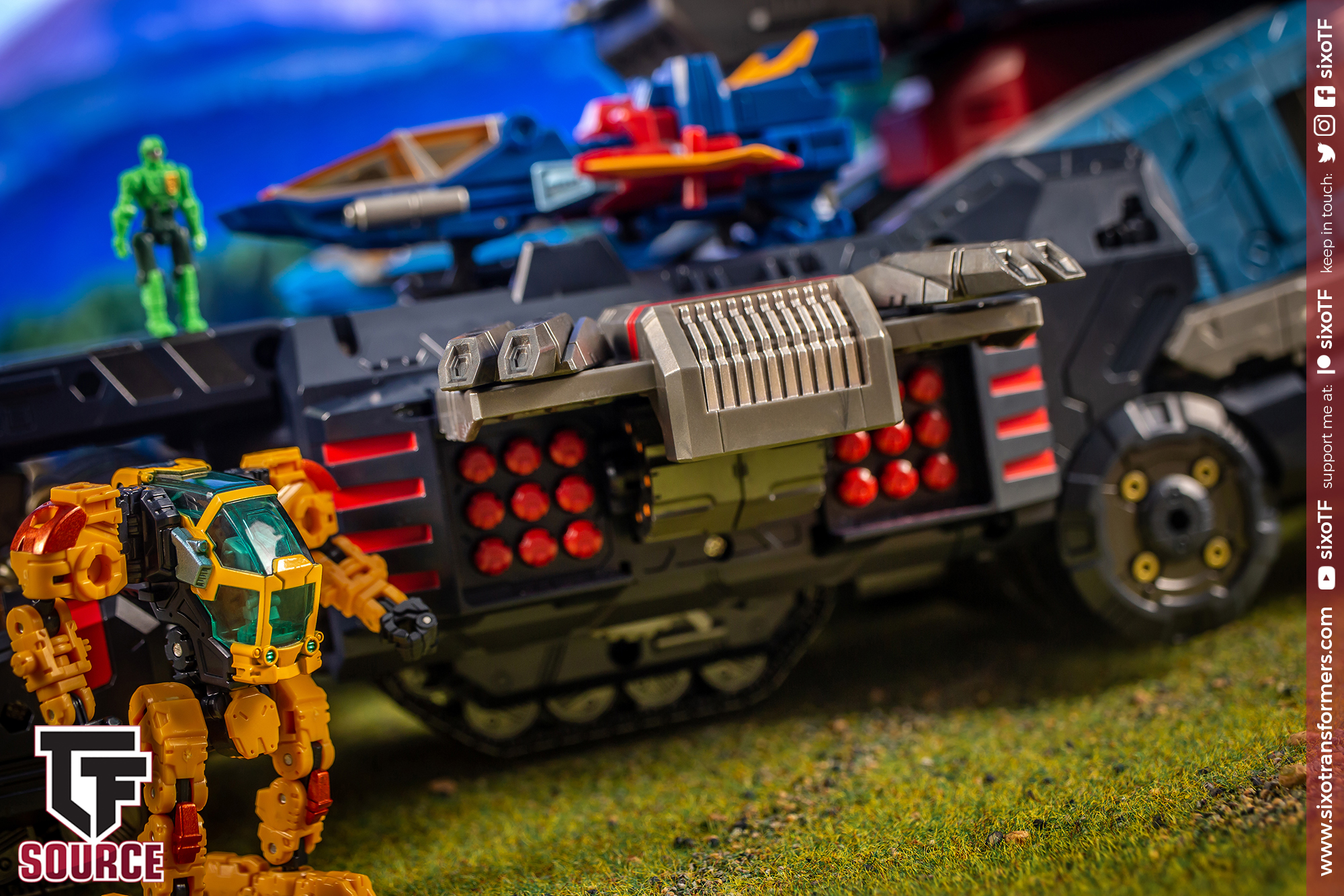 Gallery: Diaclone DA-95 Robot Base (Ground Dion)