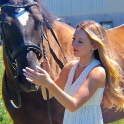 Brianna Wallace | Canada | The Fashion Hero