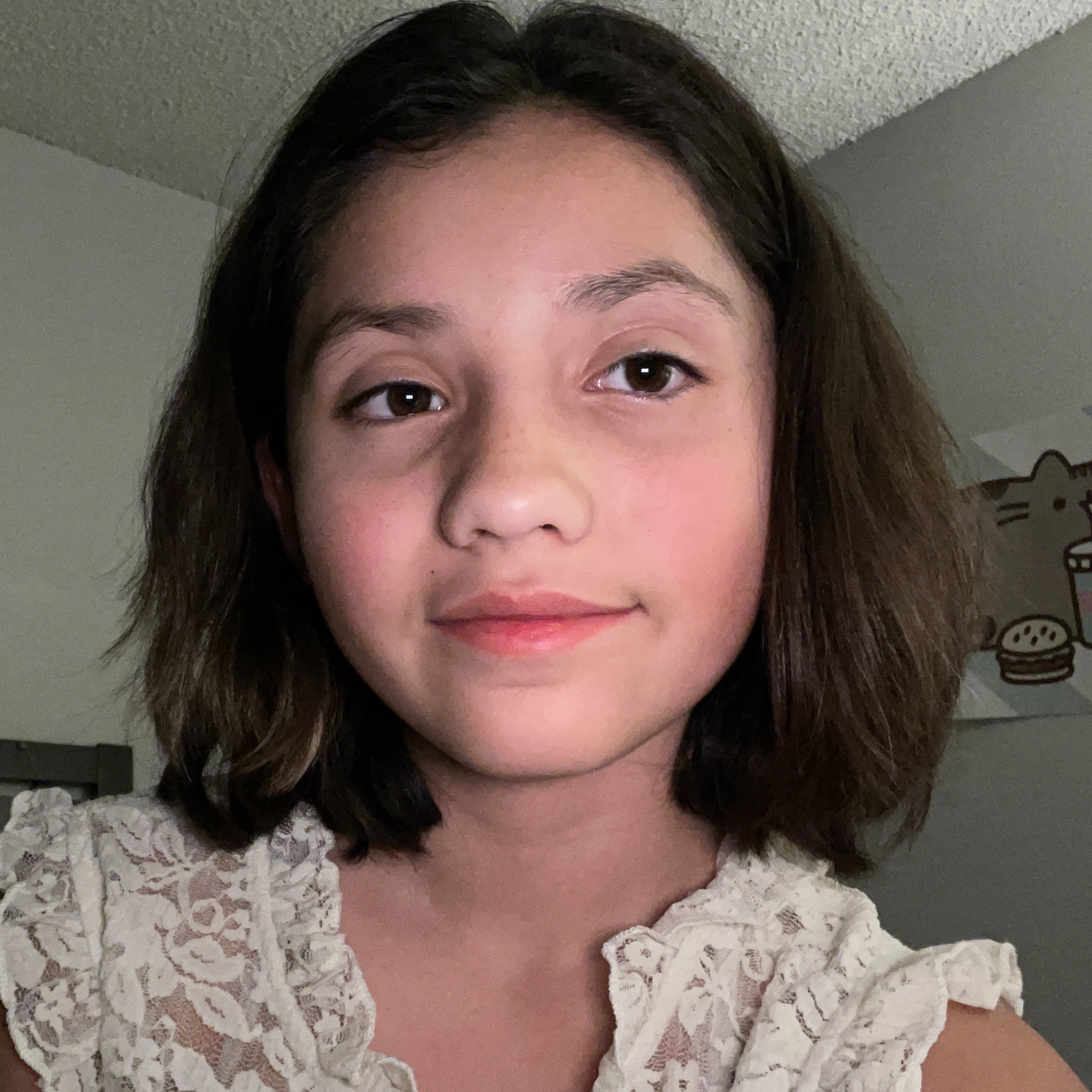 Ashlynn Gonzalez | É-U | The Fashion Hero