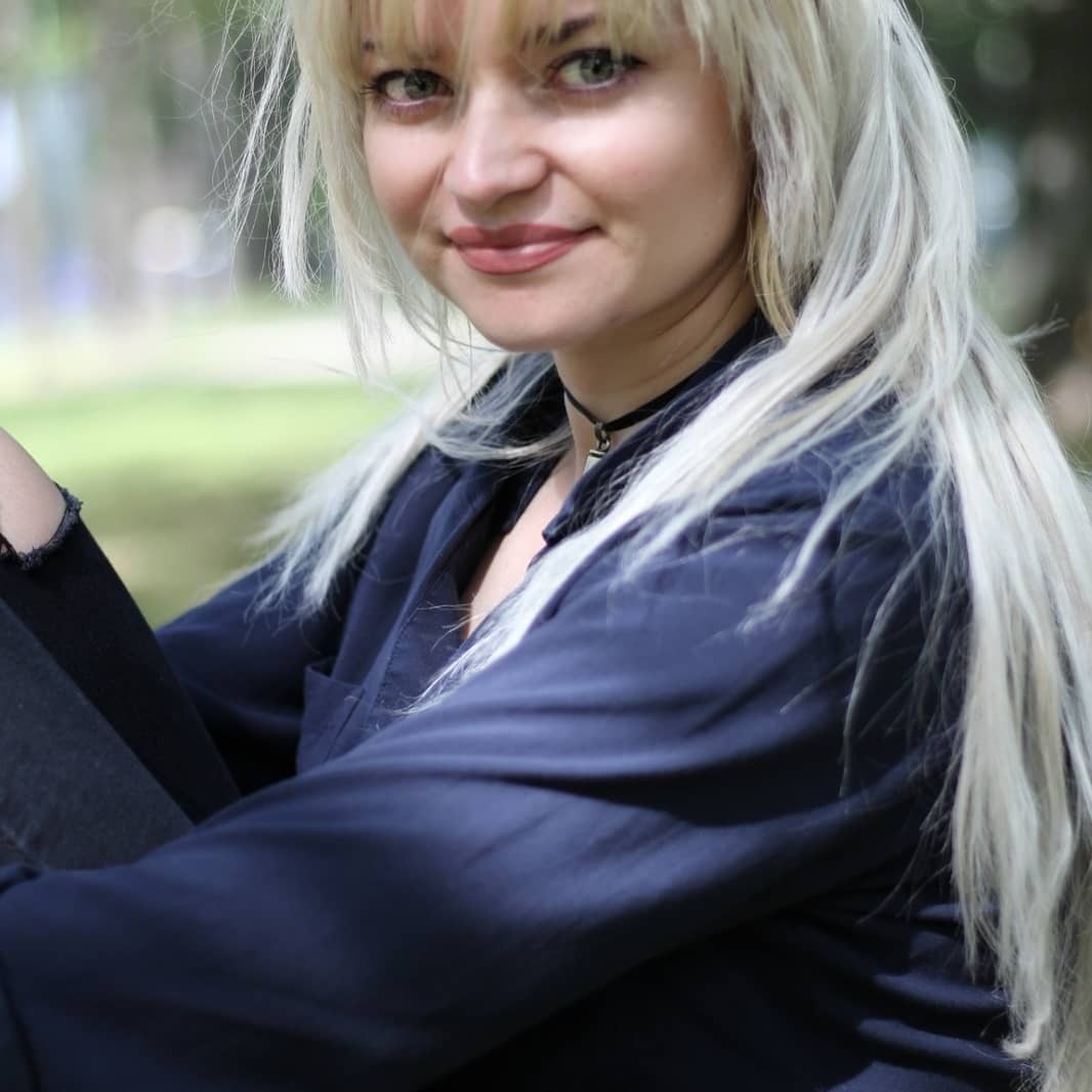 Alexandra Soare | Belgium | The Fashion Hero