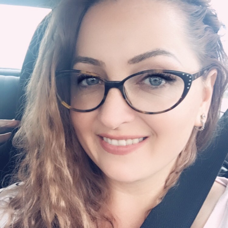 Jessica Brewer | USA | The Fashion Hero